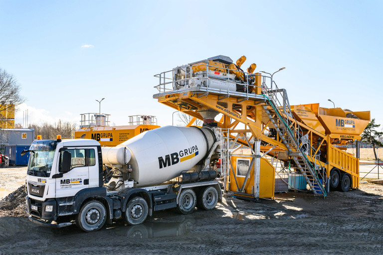 A new Transportbetons MB mobile plant starts operation — MB Betons